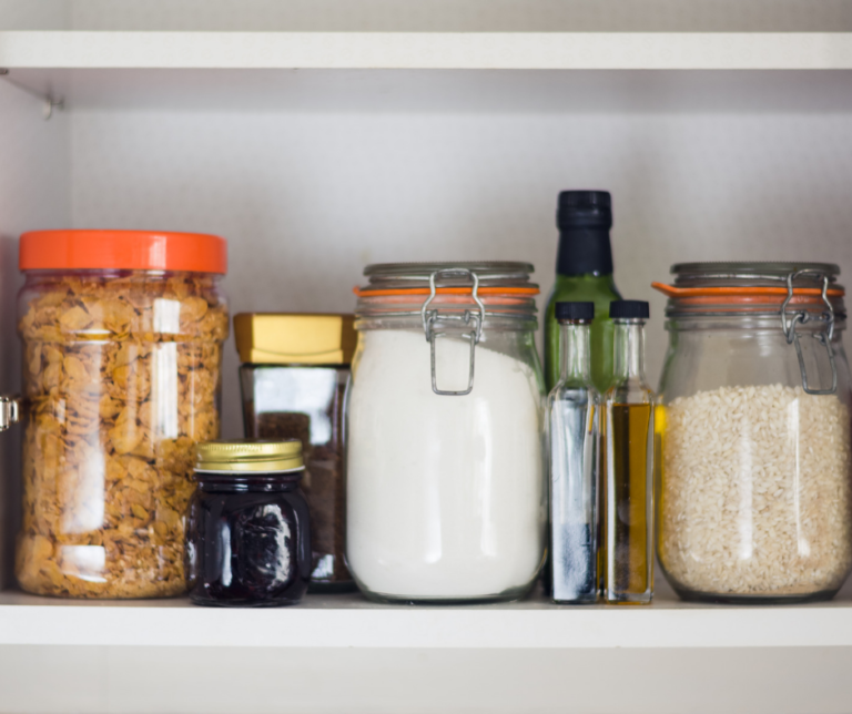 Stocking Your Kitchen With Pantry Staples :: Southern Savers