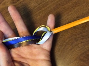 Operation Christmas Child DIY: Pencil Streamer Wand :: Southern Savers