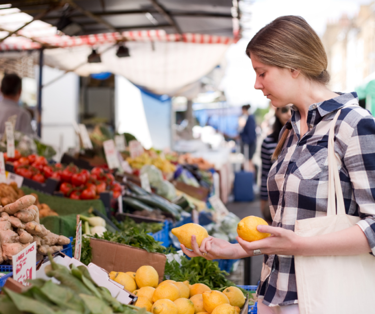 7 Farmers Market Shopping Tips :: Southern Savers