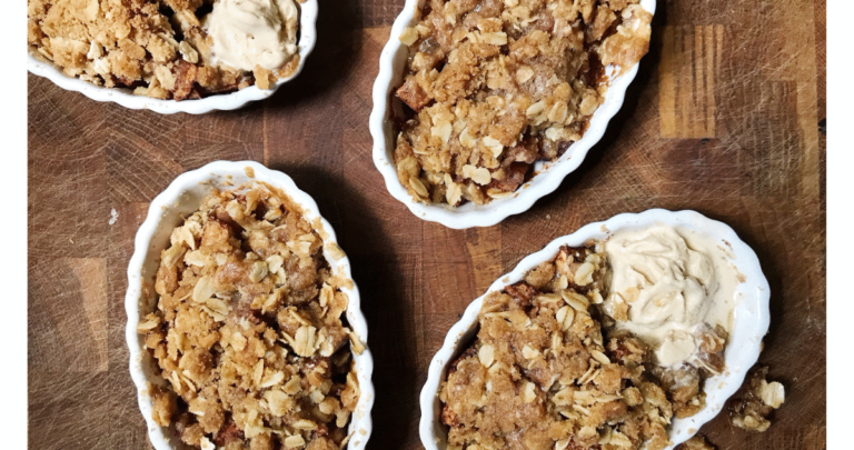 Frugal Recipe: Apple Crisp for Four :: Southern Savers