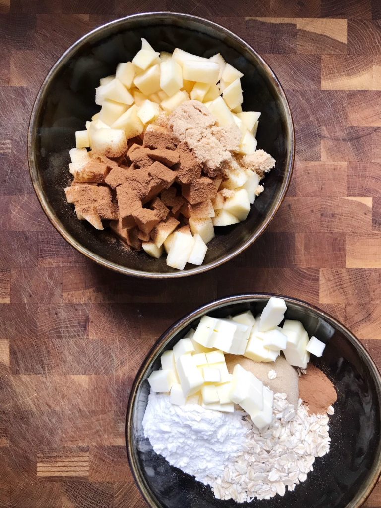 Frugal Recipe: Apple Crisp for Four :: Southern Savers